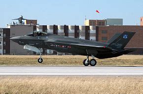 USAF F-35A Lightning II JSF Stealth Fighter | Defence Forum & Military ...