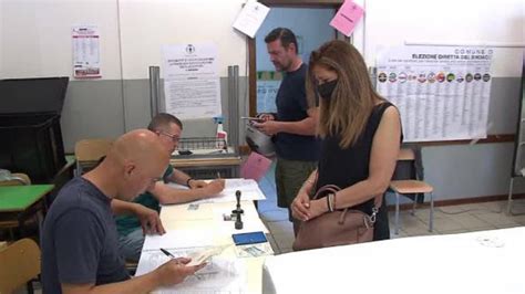 Image result for Presenti Al Voting Example