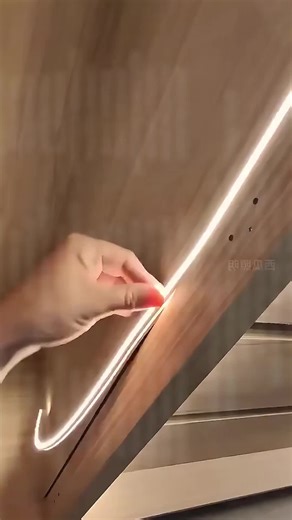 #yeechop #lights #neonlights #striplights #decoration #diy #diylights #diyledlights #ledstriplights #LED #strip #lighting #tracklighting #neonlight #roommakeover #electroniclighter #design #installation