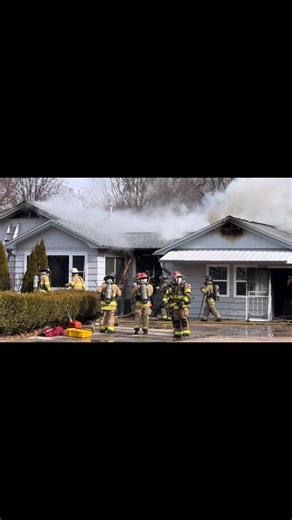 House fire 700 block W. Portland at Grant. Fire crews working a fully involved house fire this afternoon at Portland and Grant, the intersection is closed to vehicle traffic. Responding agencies: Springfield, MO Fire Department Springfield, MO Police Department EMS ambulance | RNN News