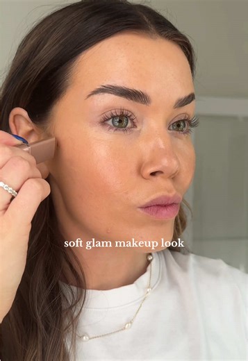 Master Soft Glam Makeup for Stunning Results