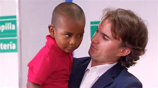 En #LaRosa 🌹: Un secreto hará que esta pareja tenga que superar un fuerte obstáculo, para comprobar su amo 💞 | La Rosa de Guadalupe