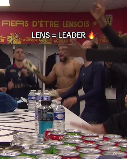 Celebrate with the Ligue 1 McDonald’s leader, LENS ❤️💛 @RCLens @L1 #Ligue1 #Lens #leader #party