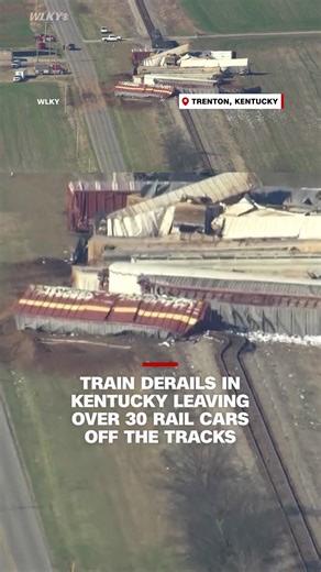 A train derailment in southern Kentucky left over 30 rail cars off the tracks. No injuries have been reported.