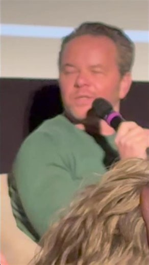 Noah Hawley (Alien: Earth) on how the billionaires are sci-fi nerds 😂💰