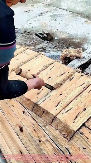 Traditional Caulking Technique : Sealing Boat Planks With Hemp, Tung Oil & Lime