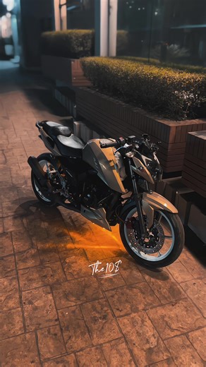 Explore Simple Motorcycle Riding Tips and Tricks