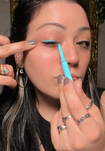 NYX Inky Stix Cyber Cyan & Wired White Review