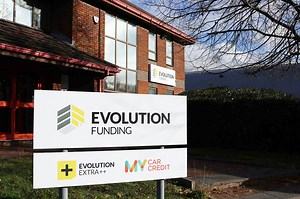 Evolution Funding celebrates reaching £1bn milestone in motor finance advances