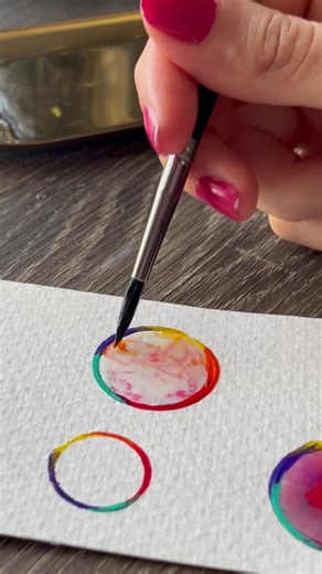 Colorful Bubble Art: Satisfying Watercolor and Acrylic Painting