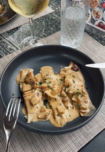 French and Creole Cuisine in a Tropical Paradise