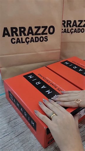 Arrazzo Calçados - Excelência em calçados on Instagram: "#ArrazzoCalçados CenterJeans ExcelênciaemCalçadoseconfecções Preçoeinformaçoes chamanowhatts 15996402527 #levamosatévocê #ramarim"