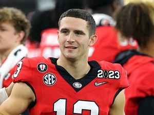 Georgia Quarterback Stetson Bennett Arrested In Dallas: Police