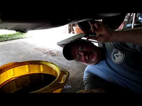 How I change Oil on our 09 Jeep Patriot - NBH Garage