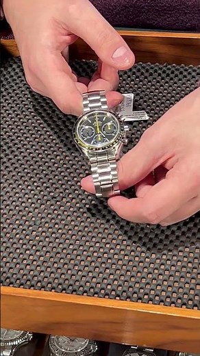 Omega Speedmaster Racing Co-Axial Watch 326.30.40.50.06.001 Review | SwissWatchExpo