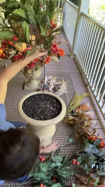 1.5K reactions · 123 shares | Filling my front porch urns for Fall 2023 | The Crafty Decorator | Facebook