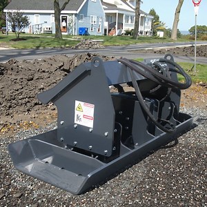 [Hot Item] 2025 Landhonor High-Efficiency Vibratory Plate Compactor Skid Steer Attachment for Road Construction