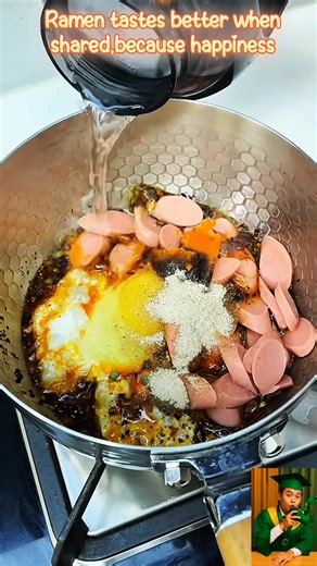 Welcome to a world of sound and flavor 🍜✨ In today’s ASMR cooking video, I’m making a delicious ramen dish — smooth noodles, boiling broth, and relaxing sizzling sounds. No talking, just pure satisfaction for your ears and eyes. 🎧 Use headphones for the best ASMR experience! 👩‍🍳 Enjoy the soft cutting sounds, gentle stirring, and the moment the egg blends perfectly with the noodles. If you enjoy this relaxing content, don’t forget to like, comment, and subscribe 💖 Indonesian Version (tambah