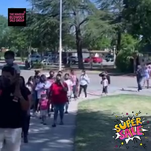 56 reactions · 37 shares | Un evento de venta liquidación de...