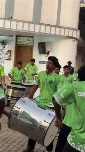 |ᴄᴏᴍᴍᴀɴᴅᴏs ʙᴇᴀᴛs ɴᴀᴢɪᴋ ᴅʜᴏʟ|𝗩𝗬𝗡𝗧𝗛𝗔𝗟𝗔, 𝗖𝗛𝗔𝗟𝗔𝗞𝗨𝗗𝗬| on Instagram: "𝐤𝐢𝐧𝐠 𝐨𝐟 𝐂𝐛𝐍𝐝 💚 @bnee_x_cbnd"