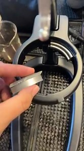 568K views · 186 reactions | We do not provide free service for damage to the portafilter connection part. This issue has now been reported when using third-party portafilters. Please use a genuine portafilter or do not tighten strongly when connecting other companies' products. | J’coffee mart roasting factory | Facebook