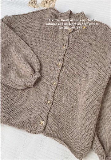 This chunky knit button-up cardigan is your go-to for cozy autumn vibes. Soft, warm, and easy to layer, it pairs perfectly with jeans or casual pants for everyday comfort and effortless style.#chunkyknit #softknit #knitwearoutfit #autumnoutfits #tiktokshoprestock #spotlightfinds