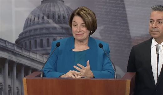 “We Have a ‘Smoking Gun’”: Klobuchar Says SNAP Plan Was “Magically Disappeared”