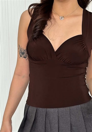 today’s outfit: tania top x roise skirt 🤎 #trend #genz #ootd #fashiontiktok #foryoupage❤️❤️