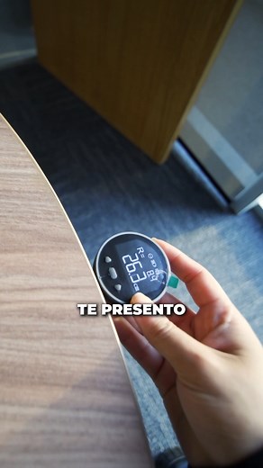 ¡Mide con precisión y estilo con la cinta métrica digital multifuncional de #RadioShack!👀🙌🏻 Haz tu compra en sucursales o en radioshackla.com haciendo clic aquí: https://bit.ly/4baaSna | RadioShack El Salvador