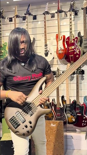 🎸 Ibanez SR305 – The 5-String Bass That Will Blow You Away! | The Galaxy Music