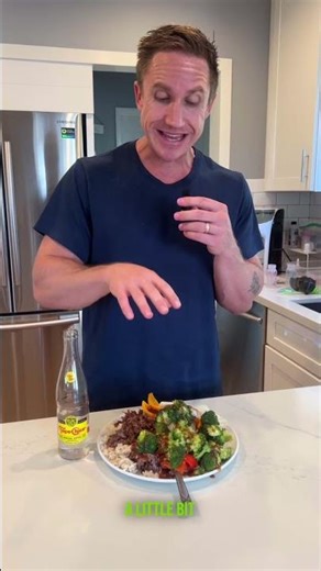 LADIES 👀🍽️ ENTERING DINNER FEELING LIKE YOU’RE ABOUT TO EAT A ZILLION CALORIES… 😵‍💫