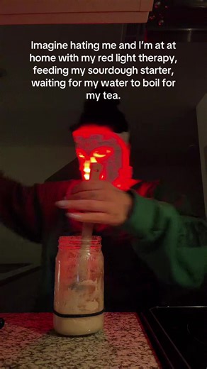 Lates 20’s are somethin’ else.. #memyselfandi #forthegirlies #sourdough