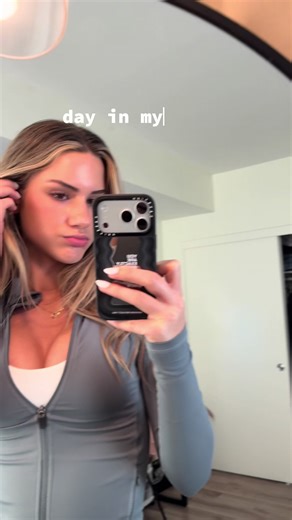 My active set is from @Madore Athletics (code SAM) ✨ #dayinmylife #collegegirl