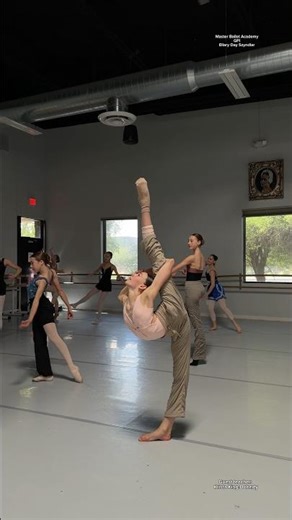 STOP CALLING 📞🔥✨ #dancer #ballet #ballerina #dancevideo #dance #dancerlife #contemporarydance