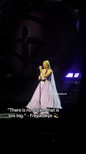 follow your dreams #freyaskye #stardust #starsaligntour #myownway #zombies4