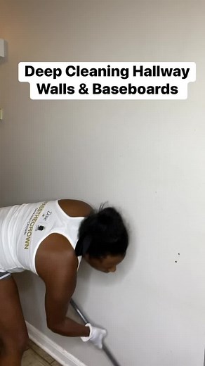 365K views · 2.4K reactions | Deep cleaning hallway walls and baseboards #deepclean #deepcleaning #cleaning #cleaninghacks #ocedarmop #ocedar #cleaningtips #deepcleanse | Denisha Melancon | Facebook