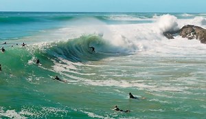 Snapper Rocks Went Off On Wednesday, Thanks to a Powerful Southern Low
