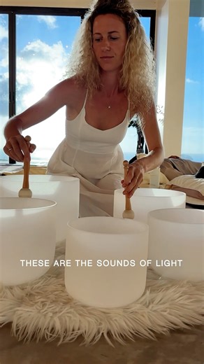 Crystal Singing Bowls for Deep Relaxation | Healing Light Frequencies