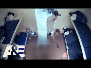 60 Days In: Barbra Welcomes a New Inmate (Season 1, Episode 10) | A&E