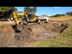 207 Escavadeira hidráulica trabalhando. °VÍDEO PRA RELAXAR°