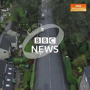 528K views · 12K reactions | We’d had a HUGE response to our interview with Kevin Sinfield this morning. There are a lot of tears out there... What a wonderful display of friendship. He’s running 7 marathons in 7 days to raise money for MND research and support his friend, Rob Burrow. Incredible stuff from Super Kev  Text MNDROB to 70085 to donate £7 #RunKevinRun | Dan Walker TV | Facebook