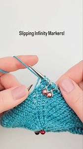 Infinity markers are my absolute favorite stitch markers to use on the needles. They’re like jewelry for your knitting! And they glide from needle to needle like butter, so no more accidentally flinging your stitch marker across the room or searching through the blankets on your lap to find it. Double tap if you love infinity markers 😍 | Twice Sheared Sheep