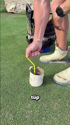 This is how holes are made on a golf course 🤯
