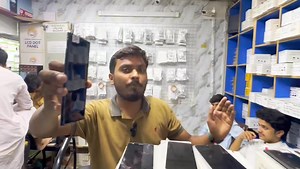 315K views · 1.9K reactions | ٹوٹا پھوٹا موبائل LED , LCD فری میں بنواؤ پورے پاکستان سے گھر بیٹھے موبائل Repair کرواؤ بلکل فری Mobile LED , LCD, Panel Strips , Camera , Repair کیش آن ڈیلیوری ……………… Tawakkal Online Bazar 03362066510 Shop, LB103 Star city mall saddar karachi. | Imran immo | Facebook