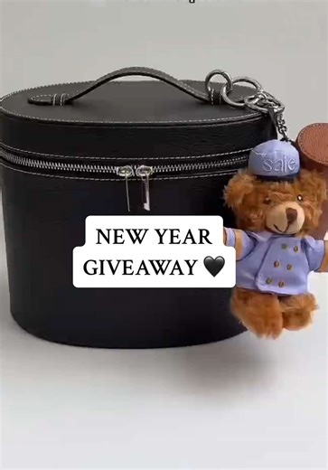 New Year Saie Beauty Giveaway: Win a Clean Makeup Routine