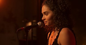 This Twisted Sci-Fi Psychological Thriller Just Swept Up 10 Emmys