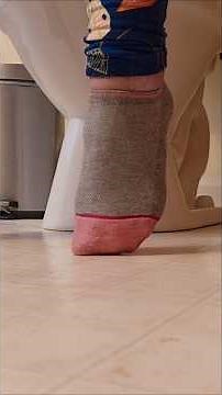 #PeeingLady #poopinggirl #girlpoopingontoilet #constipatedgirl #girlgoingpoo #poonoises #asmrsounds