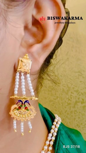 BJS 🤩Pearl Tai Chain With Earrings 💕Weight Under 5-6.500gm😍Price Appx 1,03,200/- Booking Now👉9874085669 | Biswakarma Jewellery Shilpalaya