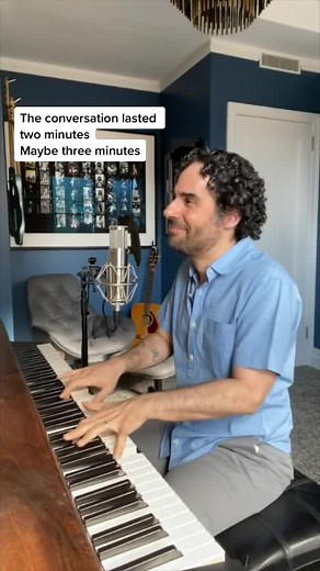 So, so, so - so it's almost time for #Hamilfilm! Alex Lacamoire's here to help you get ready to sing along. Duet and sing Angelica's part!