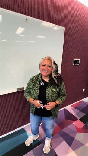 🚨 You asked, we delivered! Join our From Hustle to Flow — a FREE in-person training at SmartCredit HQ! 🌞 June 14 | 10 AM | Irvine, CA. Build smarter, not harder with systems, sales strategies & scalable success — without the burnout. 💼🔥 👉 Seats are limited — grab your spot now! 🔗 https://scfromhustletoflow.eventbrite.com/. Translate to Colombian Spanish